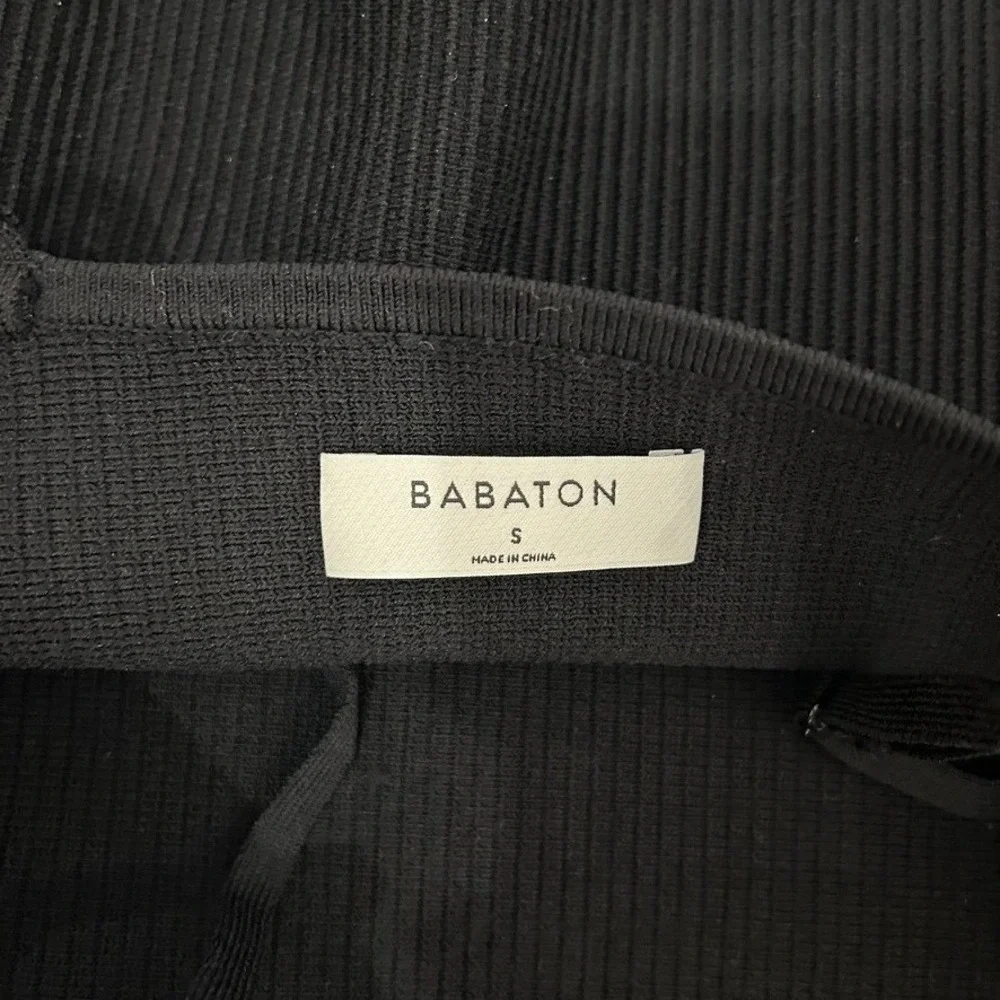 Aritzia | Tops | Nwt Aritzia Babaton Sculpt Knit Cami Black Ribbed ...